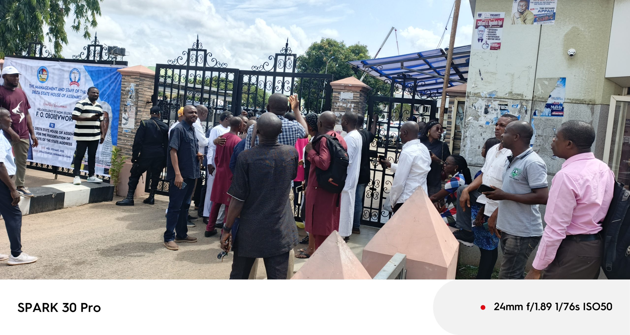 Delta State House Of Assembly Security Bars Journalists From Covering ...